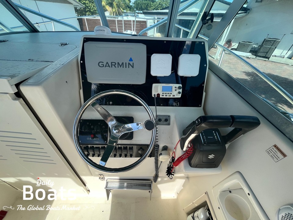 2001 Pursuit 2470 Walkaround for sale. View price, photos and Buy 2001 ...