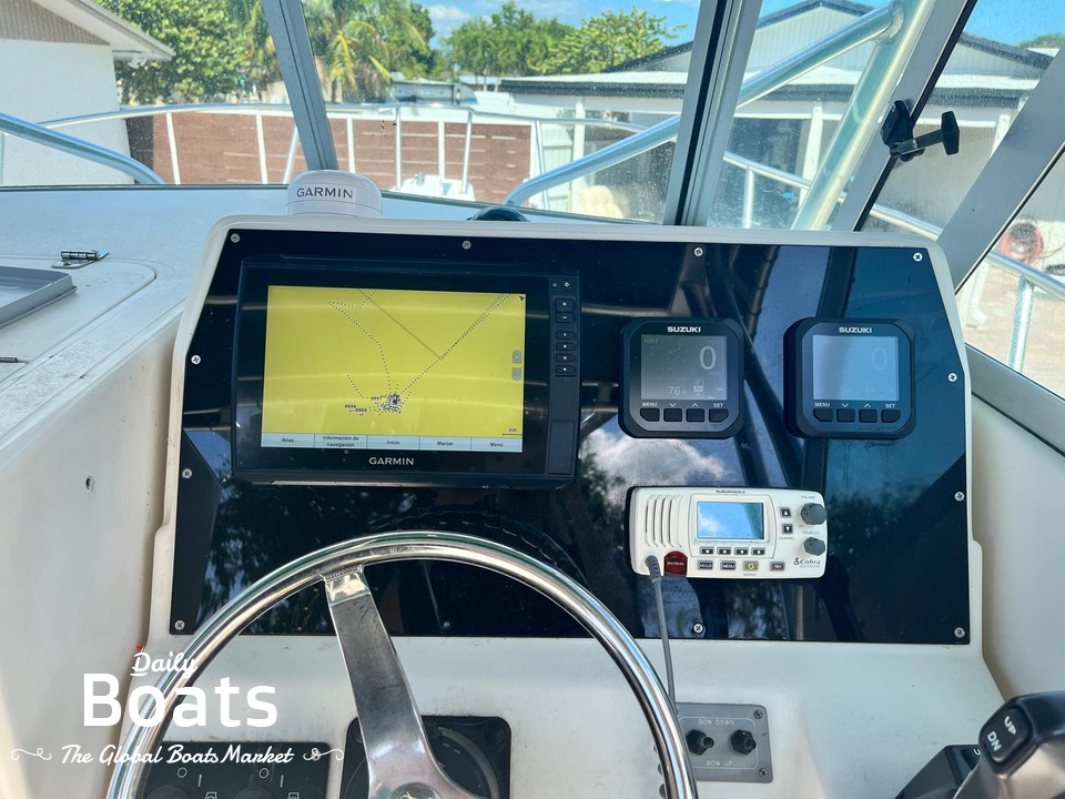 2001 Pursuit 2470 Walkaround for sale. View price, photos and Buy 2001 ...