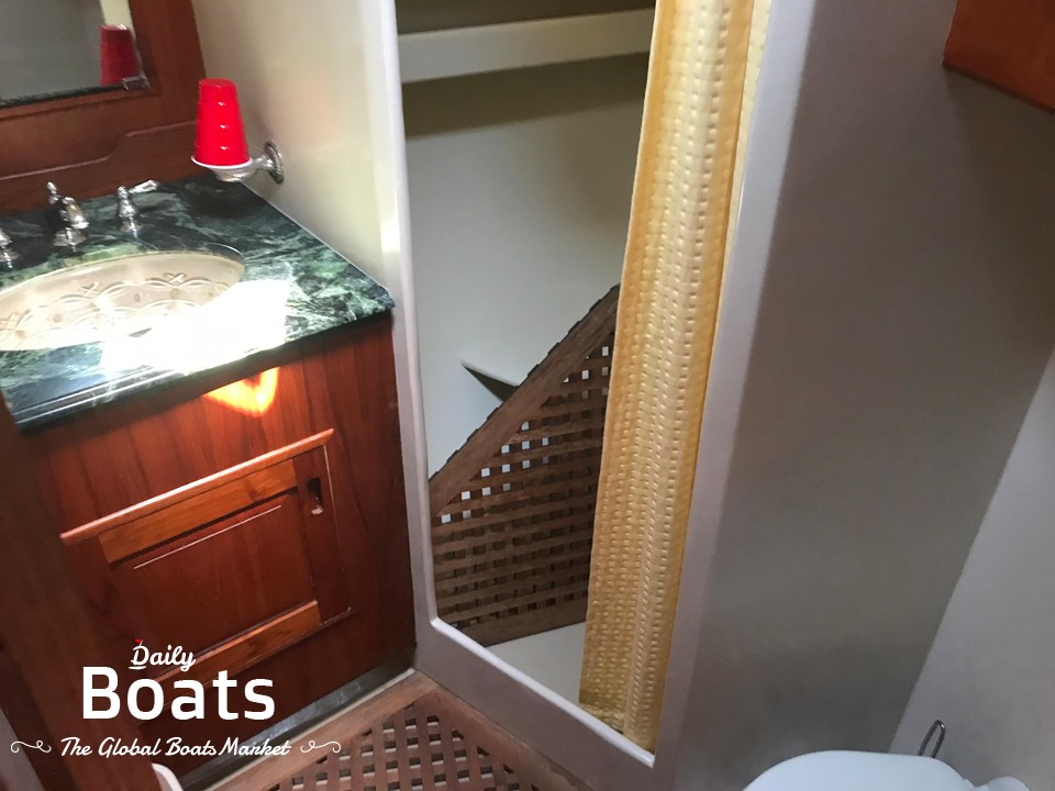 1992 Duffy 48 Sedan for sale. View price, photos and Buy 1992 Duffy 48 ...