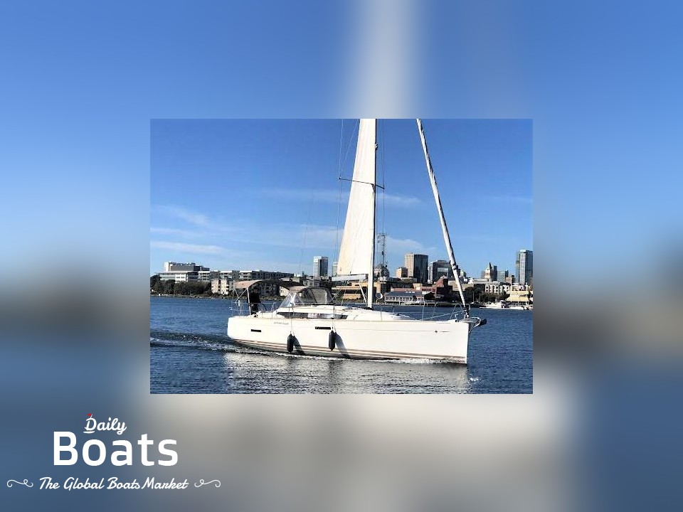 2013 Jeanneau 379 for sale. View price, photos and Buy 2013 Jeanneau ...