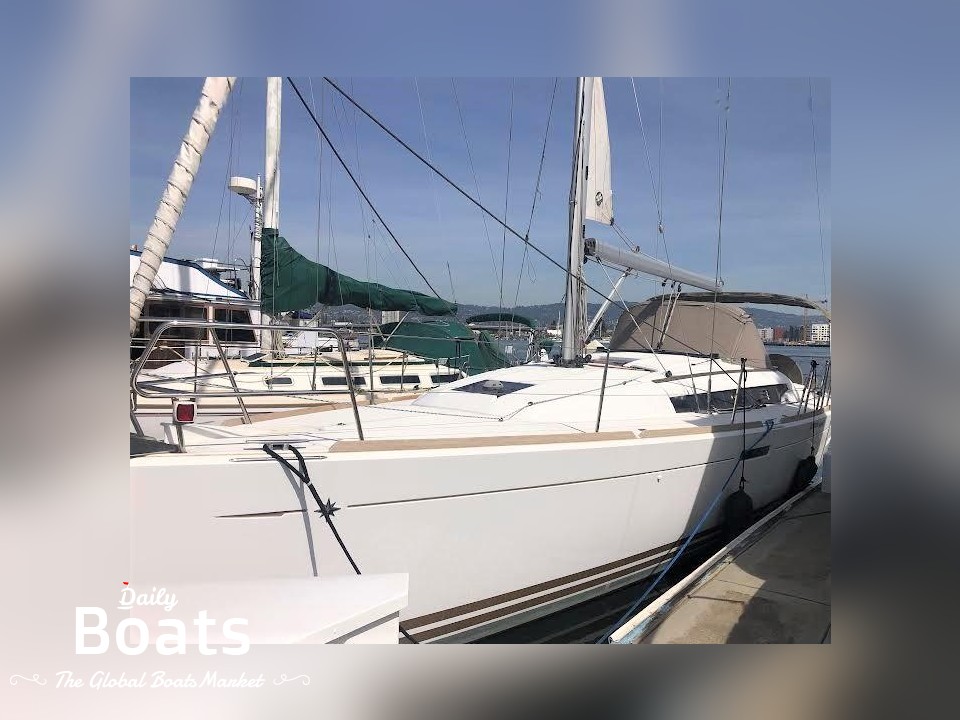 2013 Jeanneau 379 for sale. View price, photos and Buy 2013 Jeanneau ...