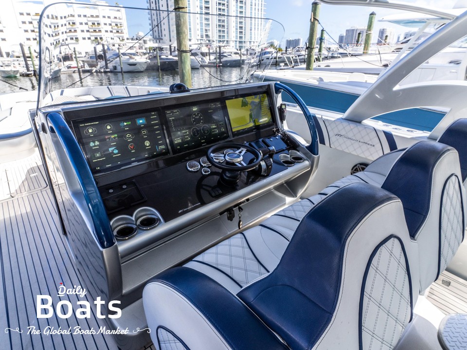 2017 Midnight Express 43' Solstice for sale. View price, photos and Buy ...