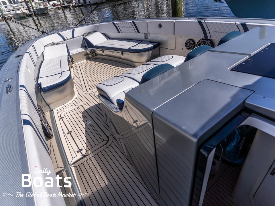 2017 Midnight Express 43' Solstice for sale. View price, photos and Buy ...