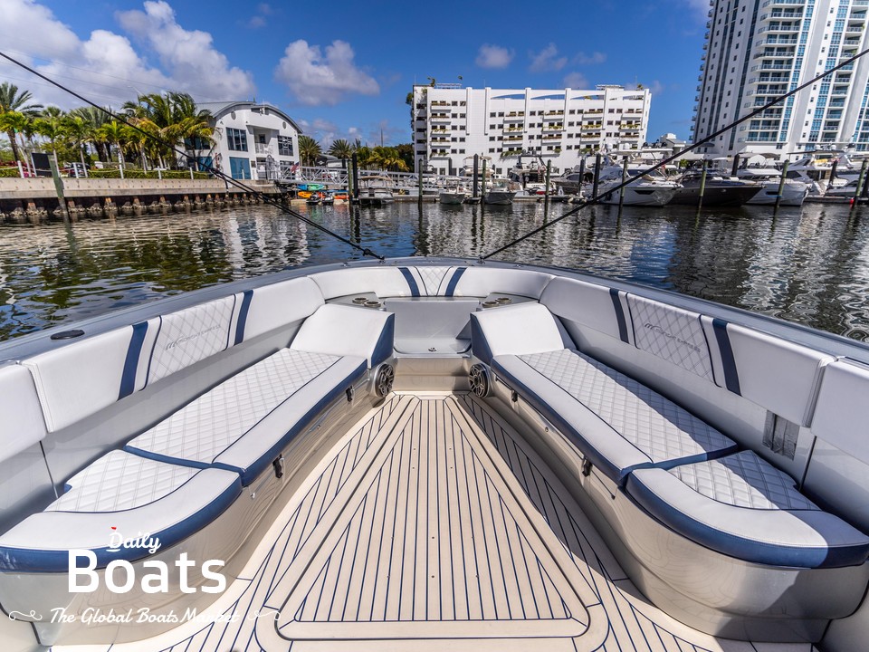 2017 Midnight Express 43' Solstice for sale. View price, photos and Buy ...
