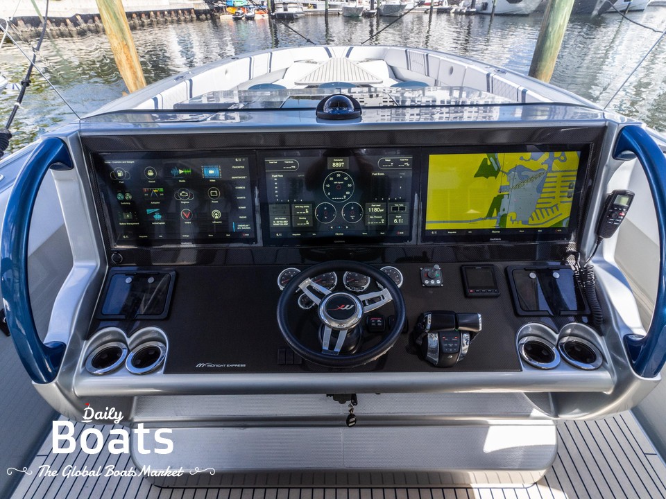 2017 Midnight Express 43' Solstice for sale. View price, photos and Buy ...