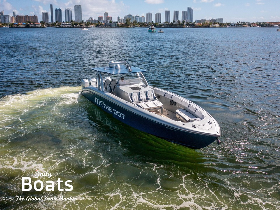 2017 Midnight Express 43' Solstice for sale. View price, photos and Buy ...