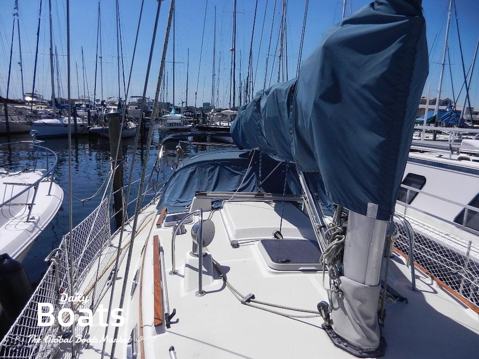 1989 Caliber 38 Sloop for sale. View price, photos and Buy 1989 Caliber ...