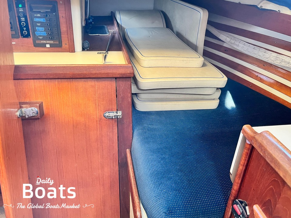 1981 Niagara 35 for sale. View price, photos and Buy 1981 Niagara 35 ...