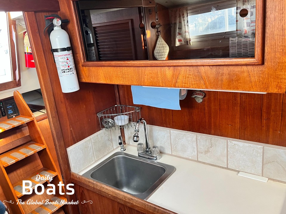 1981 Niagara 35 for sale. View price, photos and Buy 1981 Niagara 35 ...