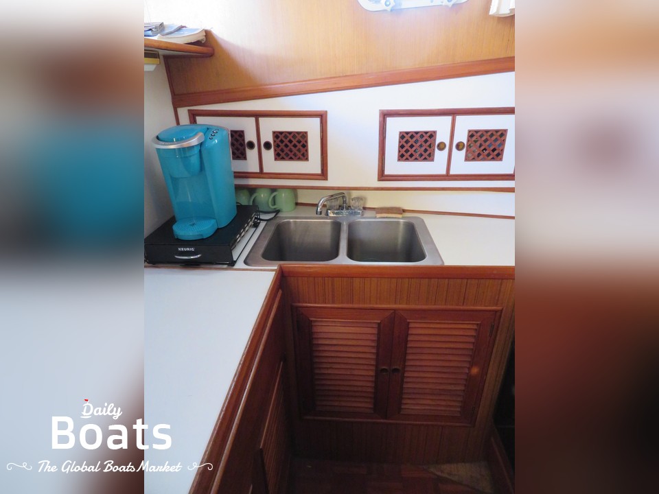 1981 CHB Double Cabin for sale. View price, photos and Buy 1981 CHB ...