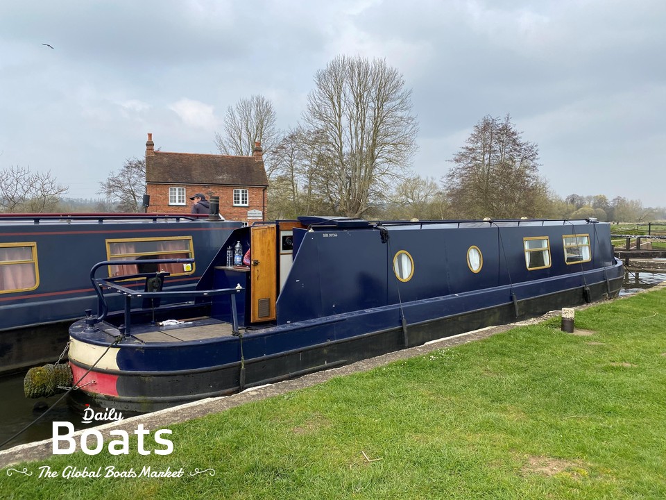 2002 Narrowboat 42' Cruiser Stern for sale. View price, photos and Buy ...