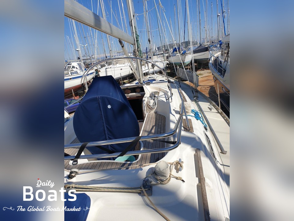 1995 Moody 38 Cc for sale. View price, photos and Buy 1995 Moody 38 Cc ...