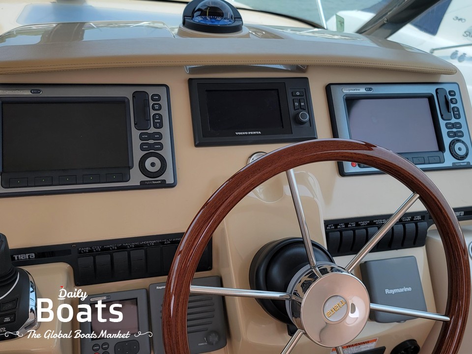 2012 Tiara Yachts 3500 Sovran for sale. View price, photos and Buy 2012 ...