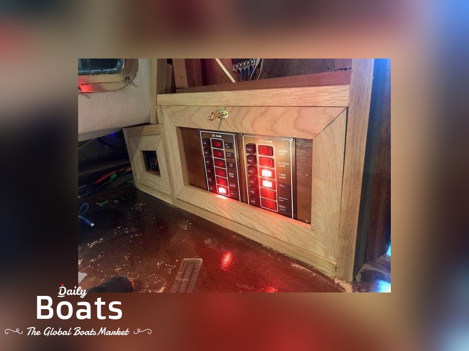 1980 Sloop Hummingbird 30 for sale. View price, photos and Buy 1980 ...