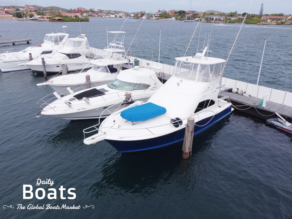 2005 Luhrs 41 Convertible for sale. View price, photos and Buy 2005 ...