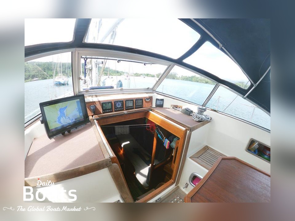 1986 Aphrodite 40 for sale. View price, photos and Buy 1986 Aphrodite ...