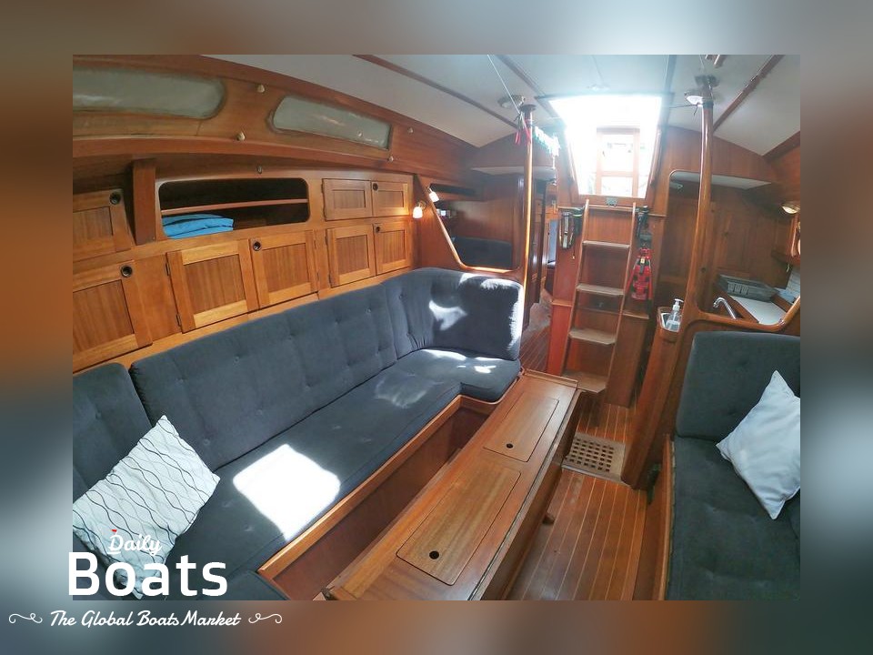 1986 Aphrodite 40 for sale. View price, photos and Buy 1986 Aphrodite ...