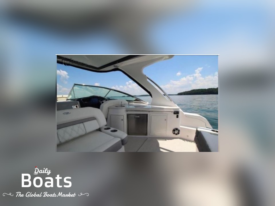 2021 Regal 33 Express for sale. View price, photos and Buy 2021 Regal ...