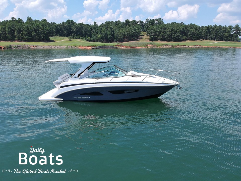 2021 Regal 33 Express for sale. View price, photos and Buy 2021 Regal ...