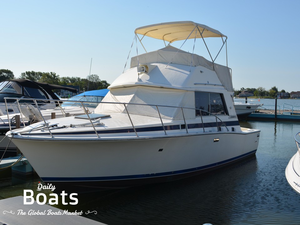1982 Bertram 33 Flybridge Cruiser for sale. View price, photos and Buy ...