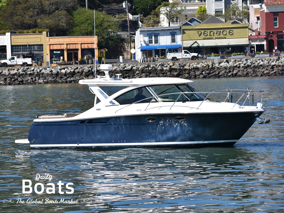 2017 Tiara Yachts 31 Coronet for sale. View price, photos and Buy 2017 ...