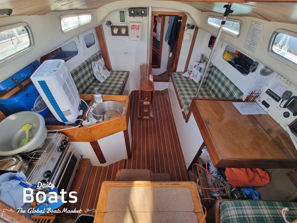 1979 Robertson Comfort 30 for sale. View price, photos and Buy 1979 ...