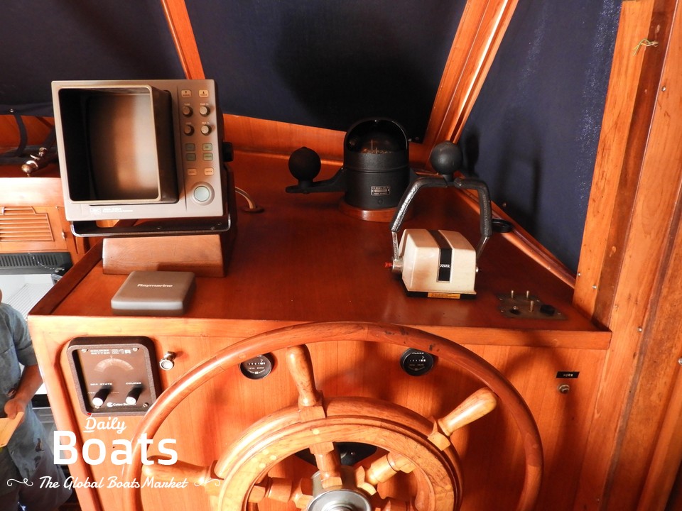 1982 Bell Boy Power Commander Trawler for sale. View price, photos and ...