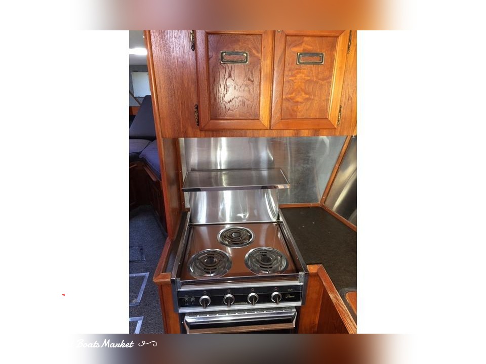 1978 Pacemaker Sport Fisher 40 for sale. View price, photos and Buy ...