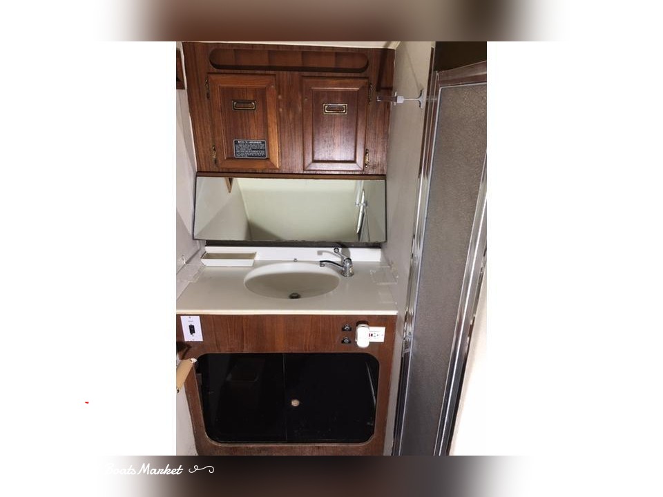 1978 Pacemaker Sport Fisher 40 for sale. View price, photos and Buy ...