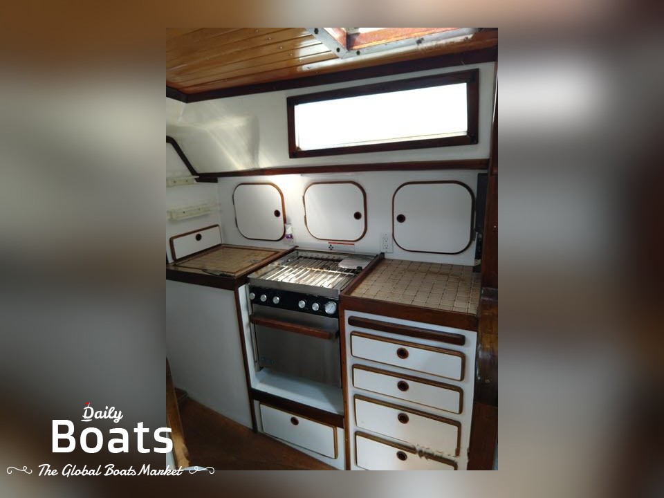 1985 Freedom 39 for sale. View price, photos and Buy 1985 Freedom 39 ...