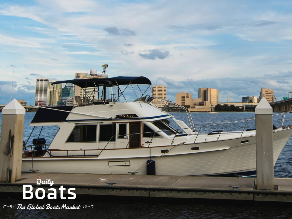 Yachts Kong & Halvorsen island gypsy 44 motor cruiser for sale - Daily ...