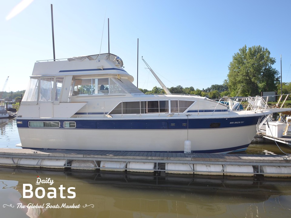 1985 Chris-Craft 410 Commander for sale. View price, photos and Buy ...