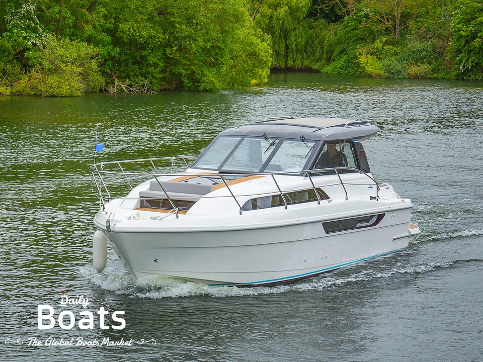 Broom 30 coupe for sale - Daily Boats
