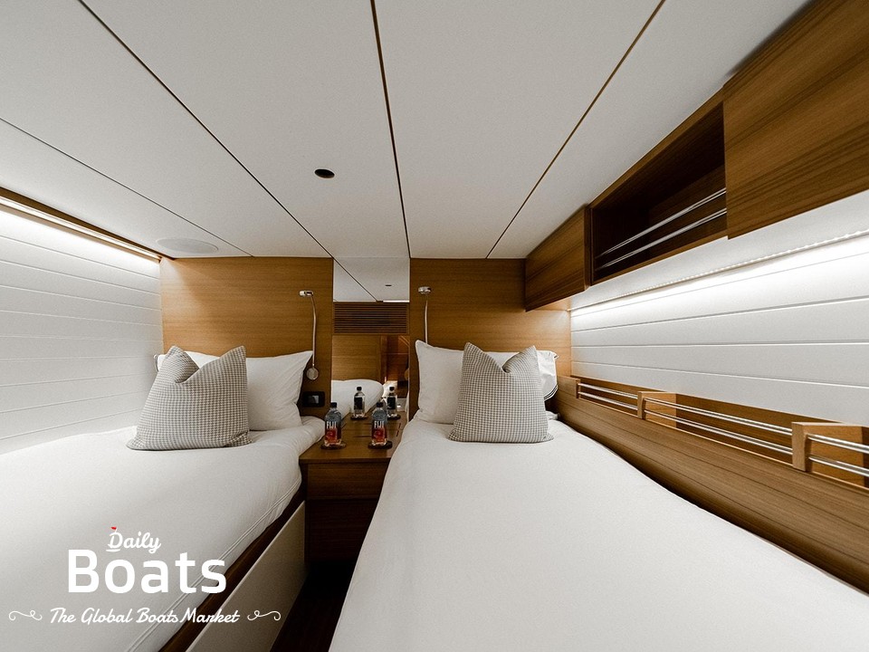 2018 Delta Powerboats 54 Carbon Ips for sale. View price, photos and ...