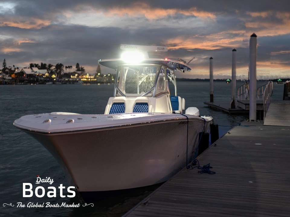 2021 Front Runner Center Console for sale. View price, photos and Buy ...