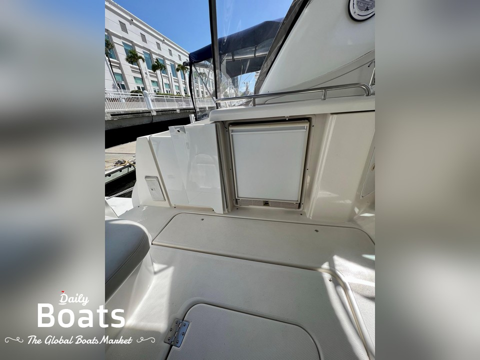 2002 Cruisers Yachts 3672 Express Diesel for sale. View price, photos ...