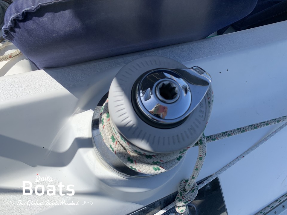 1995 Hunter 42 Passage Cc for sale. View price, photos and Buy 1995 ...