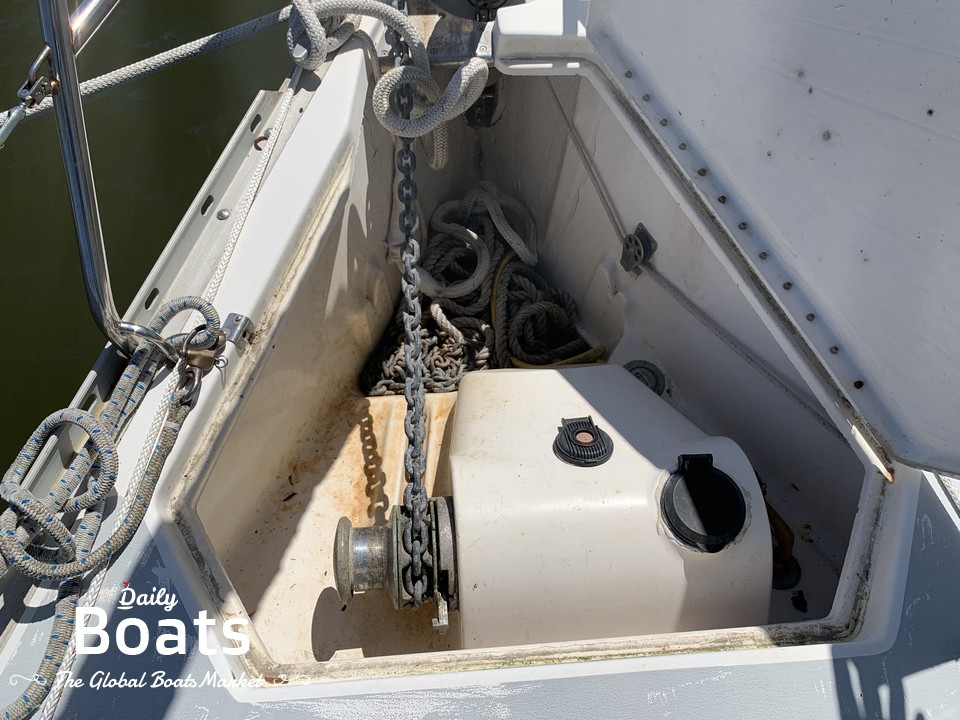 1995 Hunter 42 Passage Cc for sale. View price, photos and Buy 1995 ...