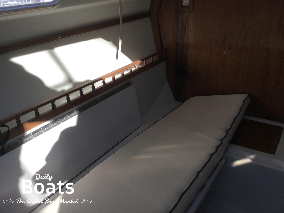 1974 Newport 27 for sale. View price, photos and Buy 1974 Newport 27 ...