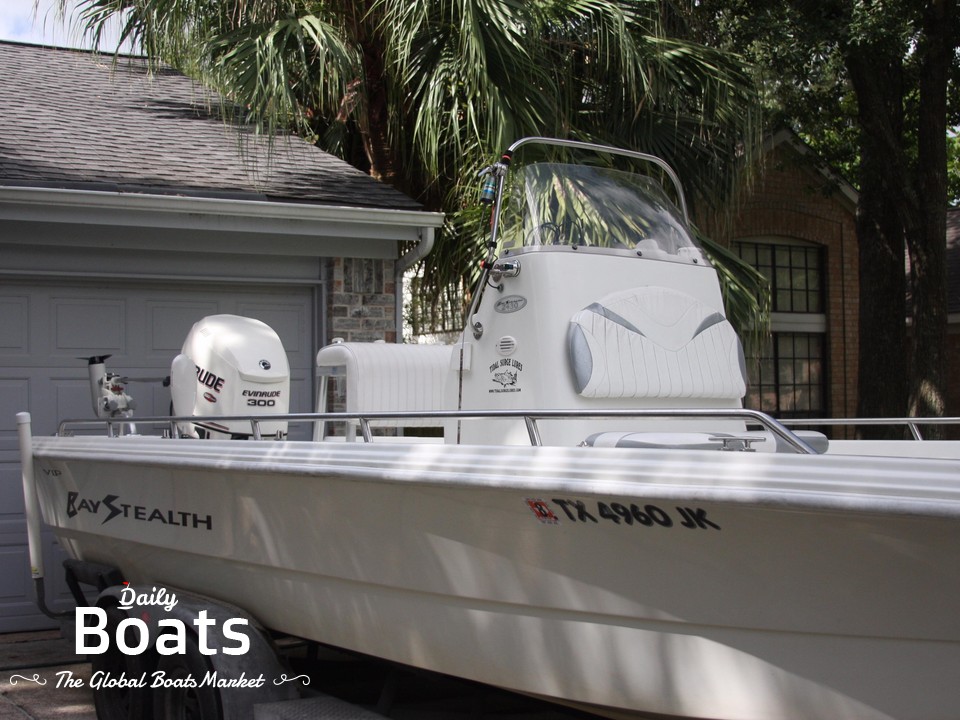 2000 Bay Stealth 2430 for sale. View price, photos and Buy 2000 Bay ...