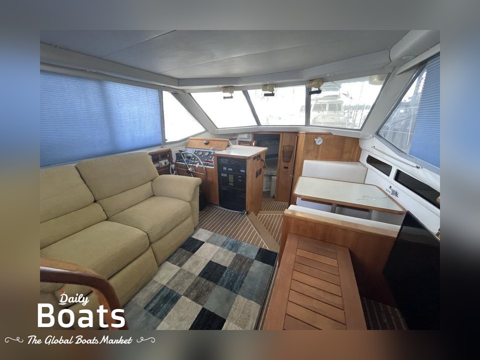 1994 Carver 390 Aft Cabin Motoryacht for sale. View price, photos and ...
