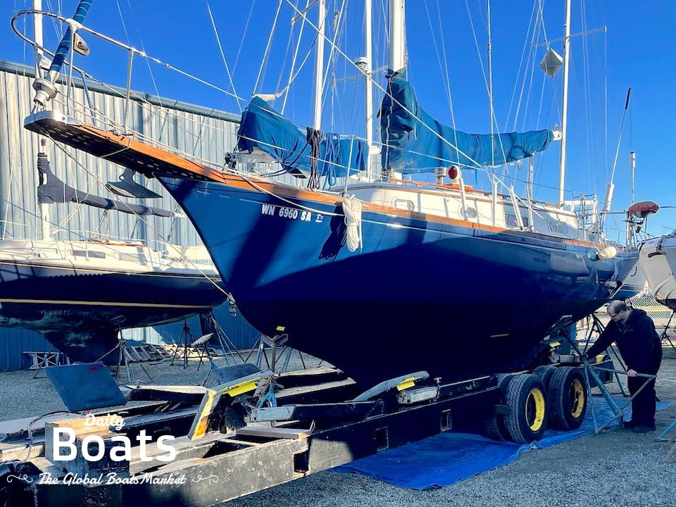 1977 Fuji 32 Cutter for sale. View price, photos and Buy 1977 Fuji 32 ...