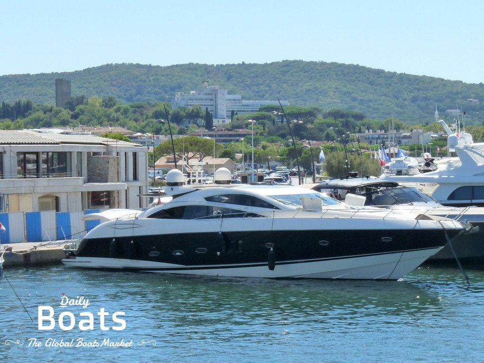 2006 Sunseeker Predator 82 for sale. View price, photos and Buy 2006 ...