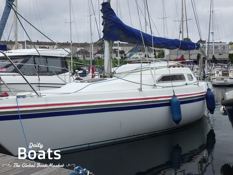 1991 Hunter Horizon 27 Tk for sale. View price, photos and Buy 1991 ...