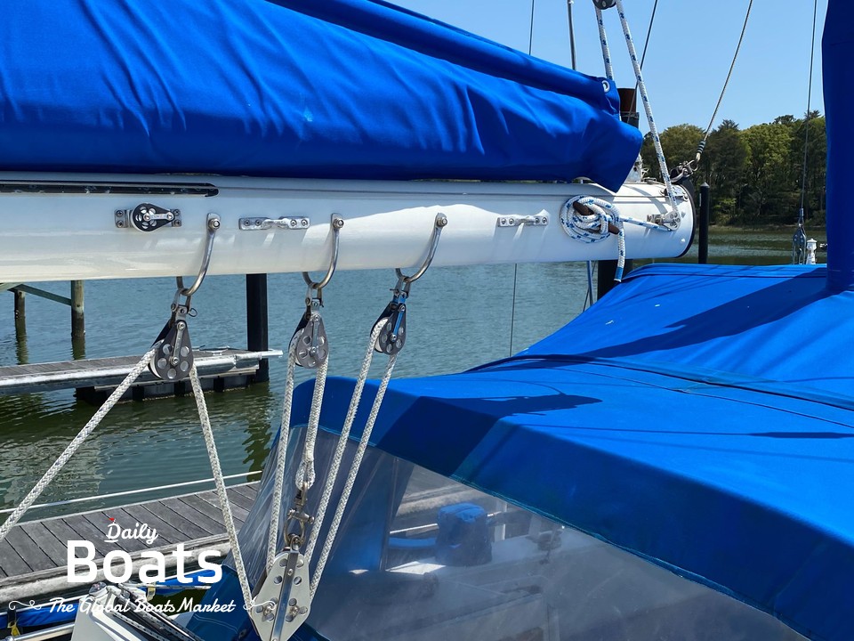 1980 Pearson 424 for sale. View price, photos and Buy 1980 Pearson 424 ...