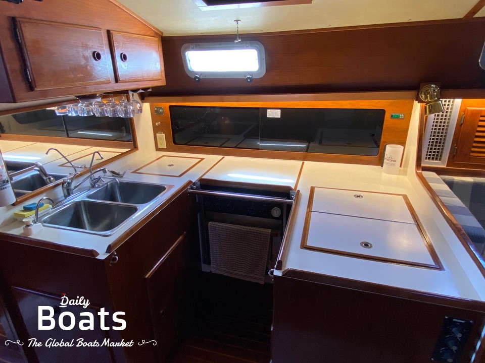 1980 Pearson 424 for sale. View price, photos and Buy 1980 Pearson 424 ...