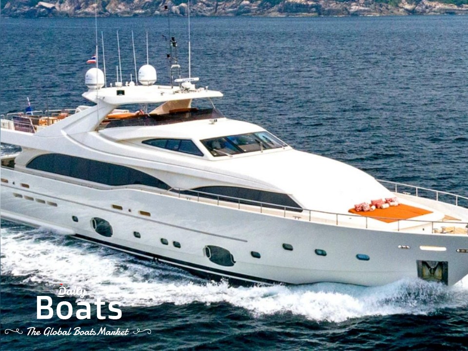 2013 Custom Line 112 for sale. View price, photos and Buy 2013 Custom ...