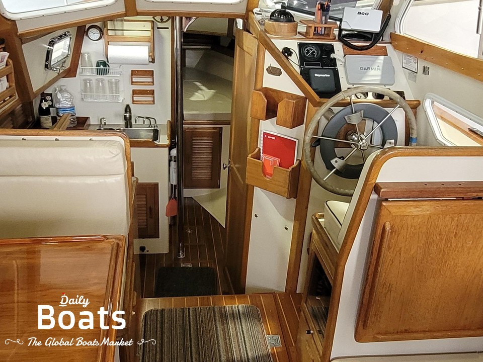 1994 Pacific Seacraft Pilothouse 32 for sale. View price, photos and ...