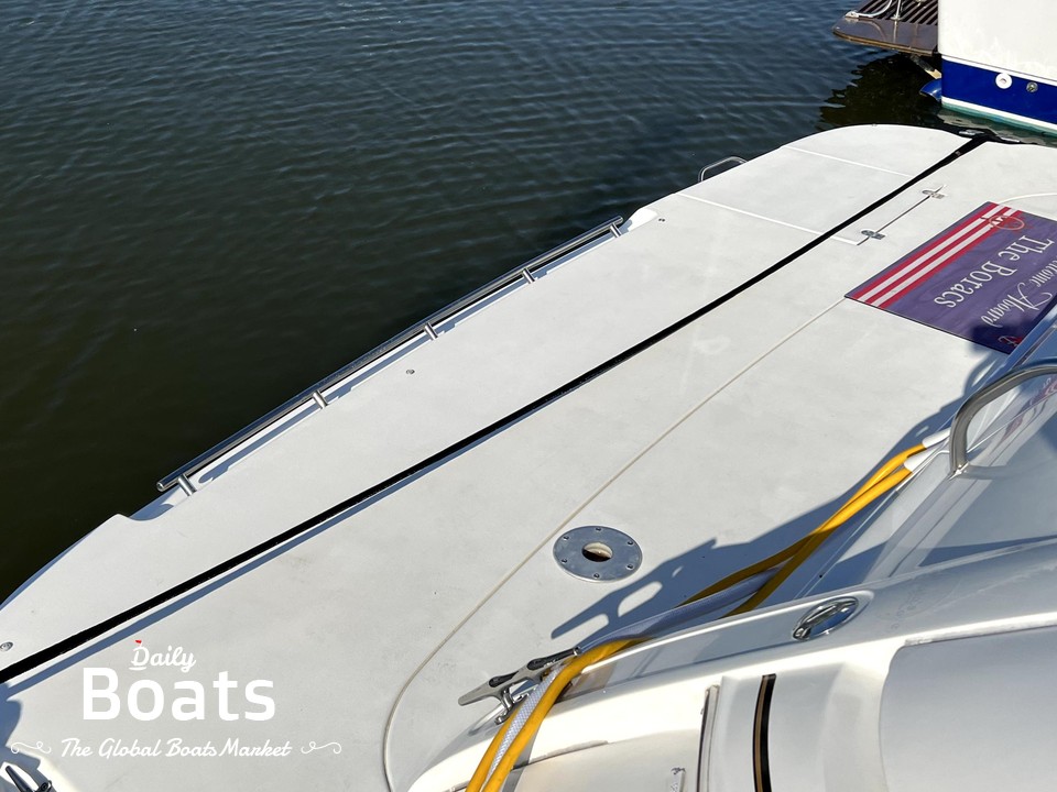 2002 Cruisers Yachts 4270 Express for sale. View price, photos and Buy ...