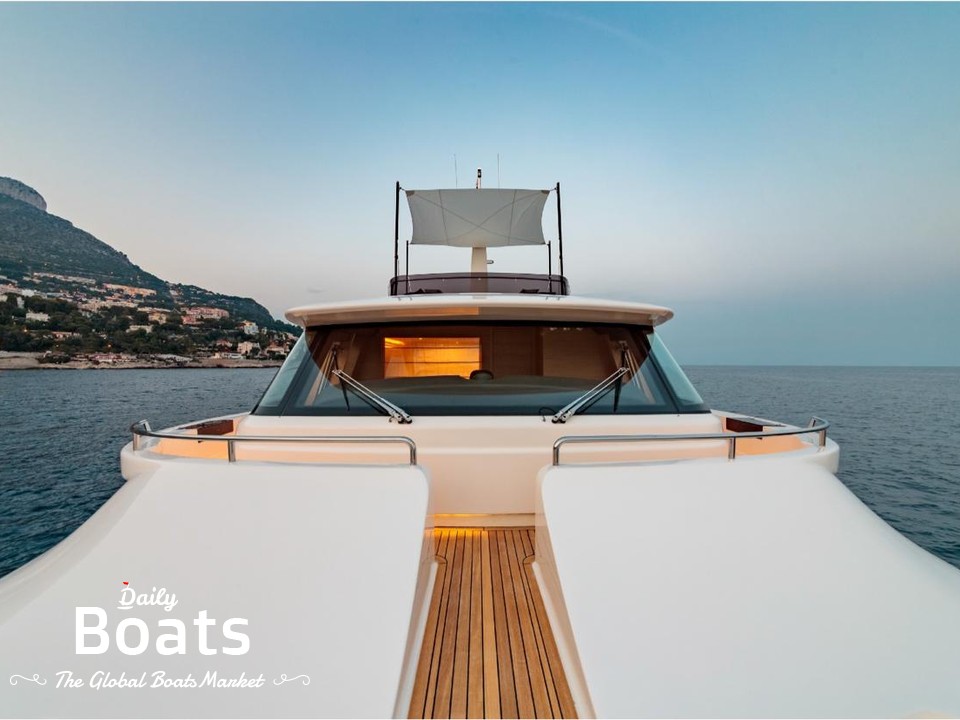 2016 Custom Line Navetta 28 for sale. View price, photos and Buy 2016 ...